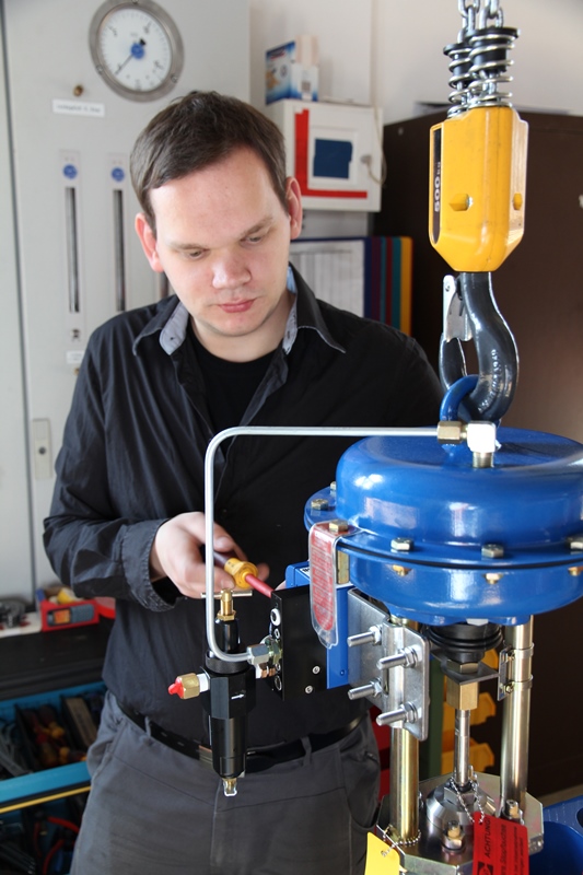 Portrait - PRE-VENT – measuring and control solutions